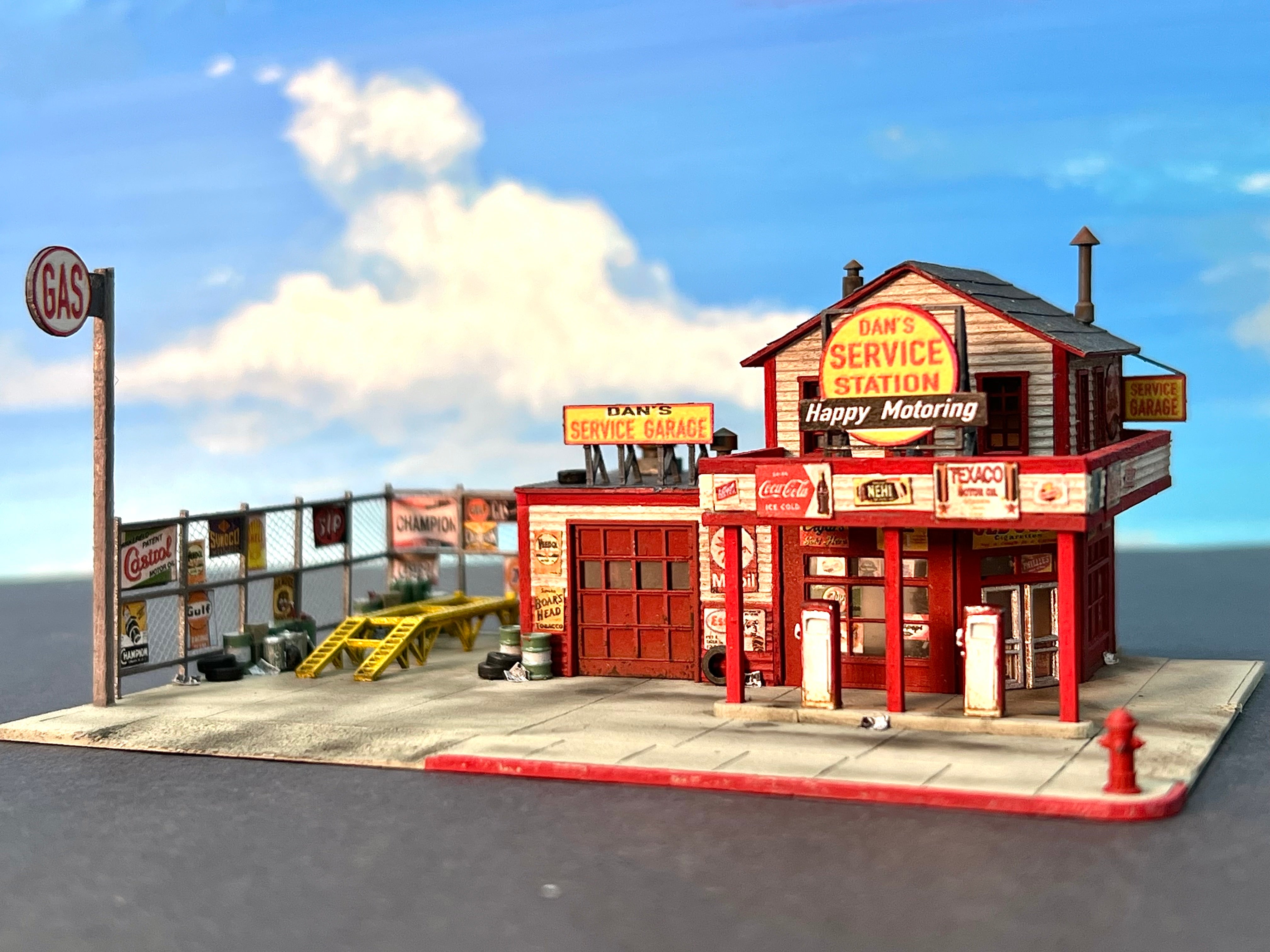 N Scale: Dan's Service Station – Jason Jensen Trains