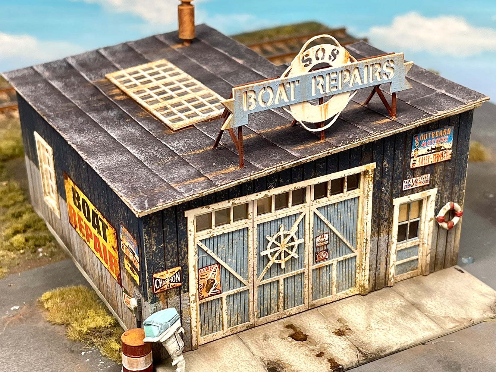 HO Scale SOS Boat Repairs – Jason Jensen Trains
